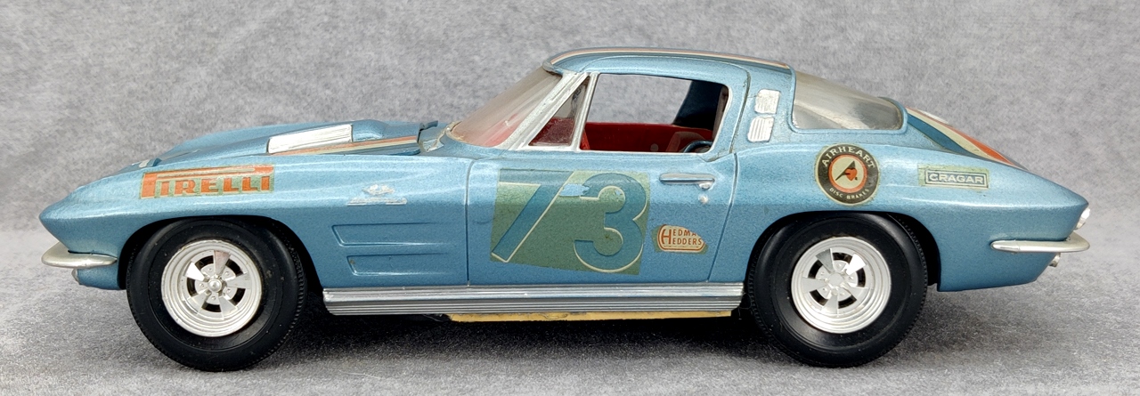 AMT 1964 Chevy Corvette Coupe Racer Built Kit - Spotlight Hobbies