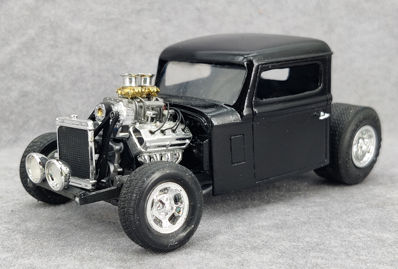 Semi Truck Cab Rat Rod Built Kit - Spotlight Hobbies