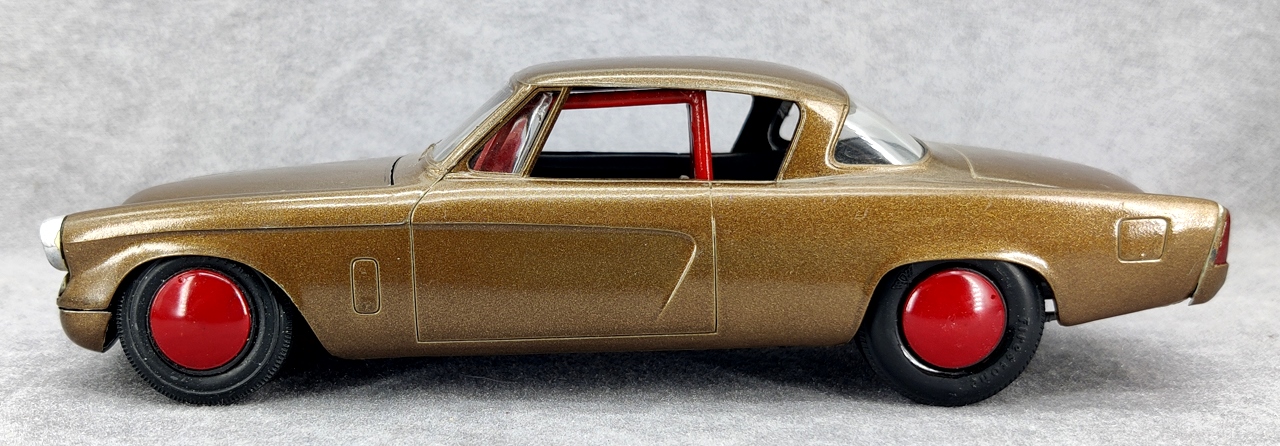 AMT 1953 Studebaker Coupe Racer Built Kit - Spotlight Hobbies