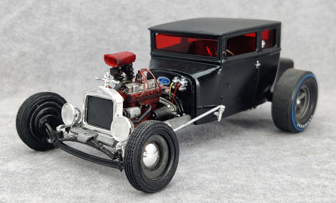 1925 Ford Model 'T' Chopped Coupe Hot Rod Built Kit - Spotlight Hobbies