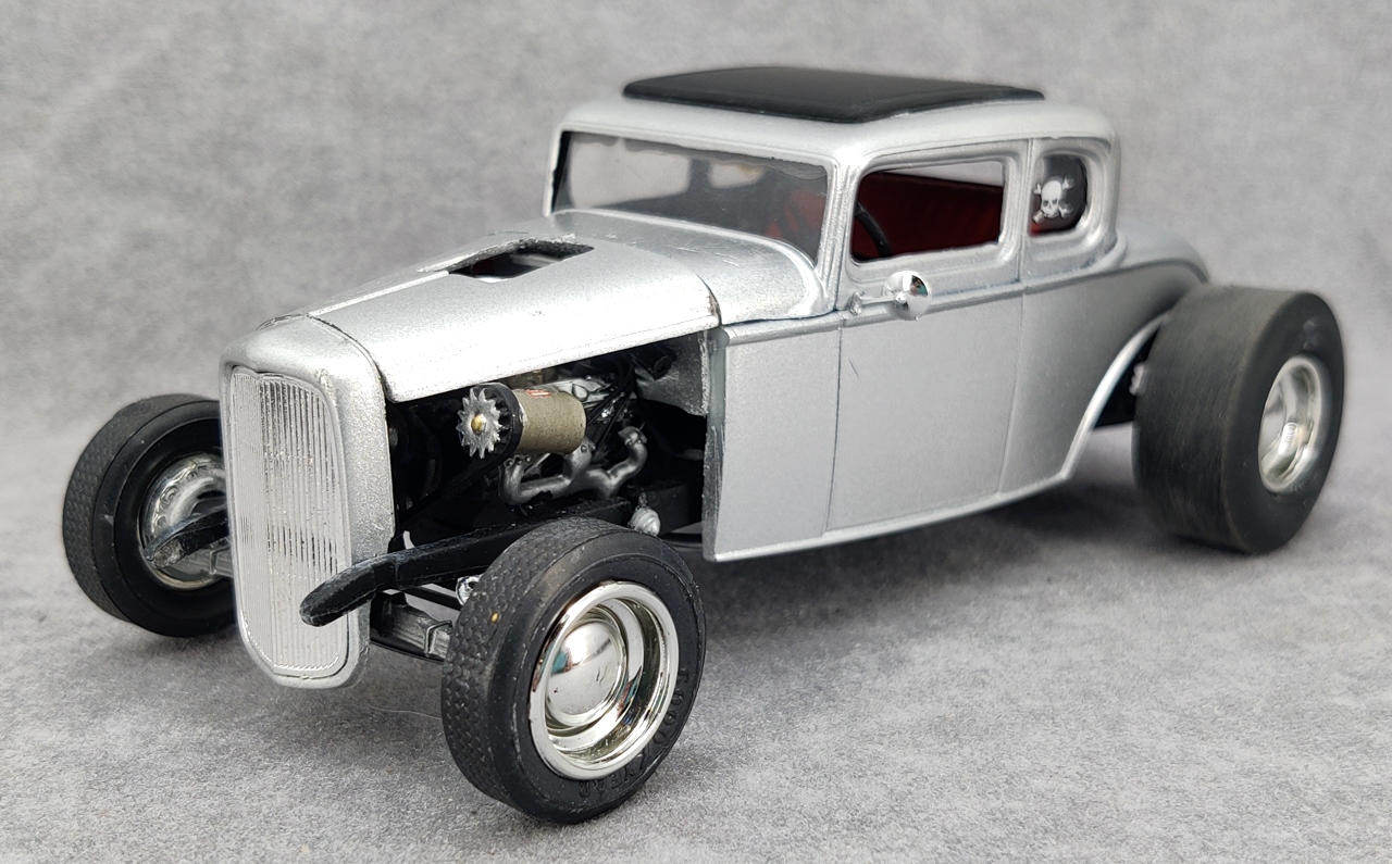 1932 Ford 5-Window Chopped Coupe Rat Rod Built Kit - Spotlight Hobbies