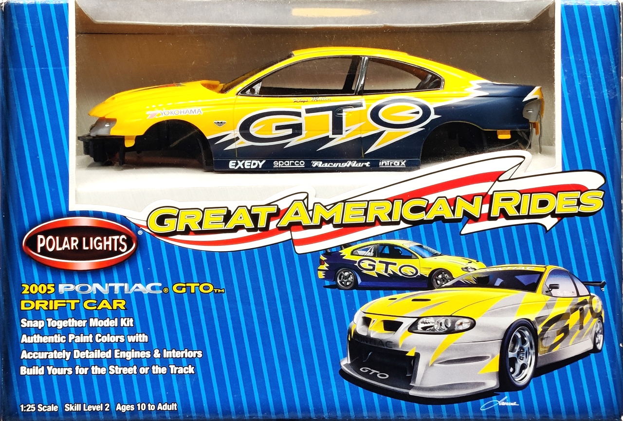 Polar lights 2005 Pontiac GTO Drift Car - Pre-Painted - Spotlight Hobbies